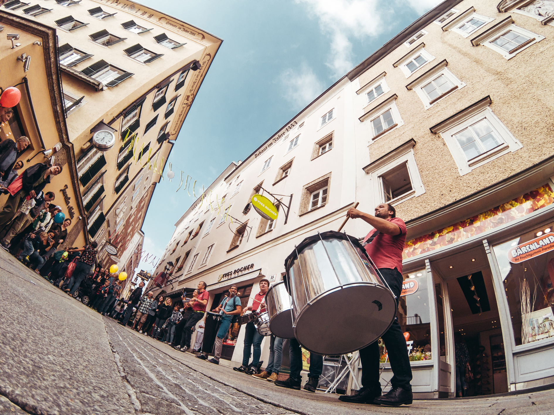 Die Linzer Gasse feiert den Sommer | Tourismusverband Salzburger Altstadt